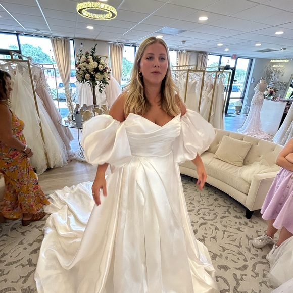 ida torez | Dresses | Ida Torez Fascinata Wedding Dressed Bnwt | Poshmark